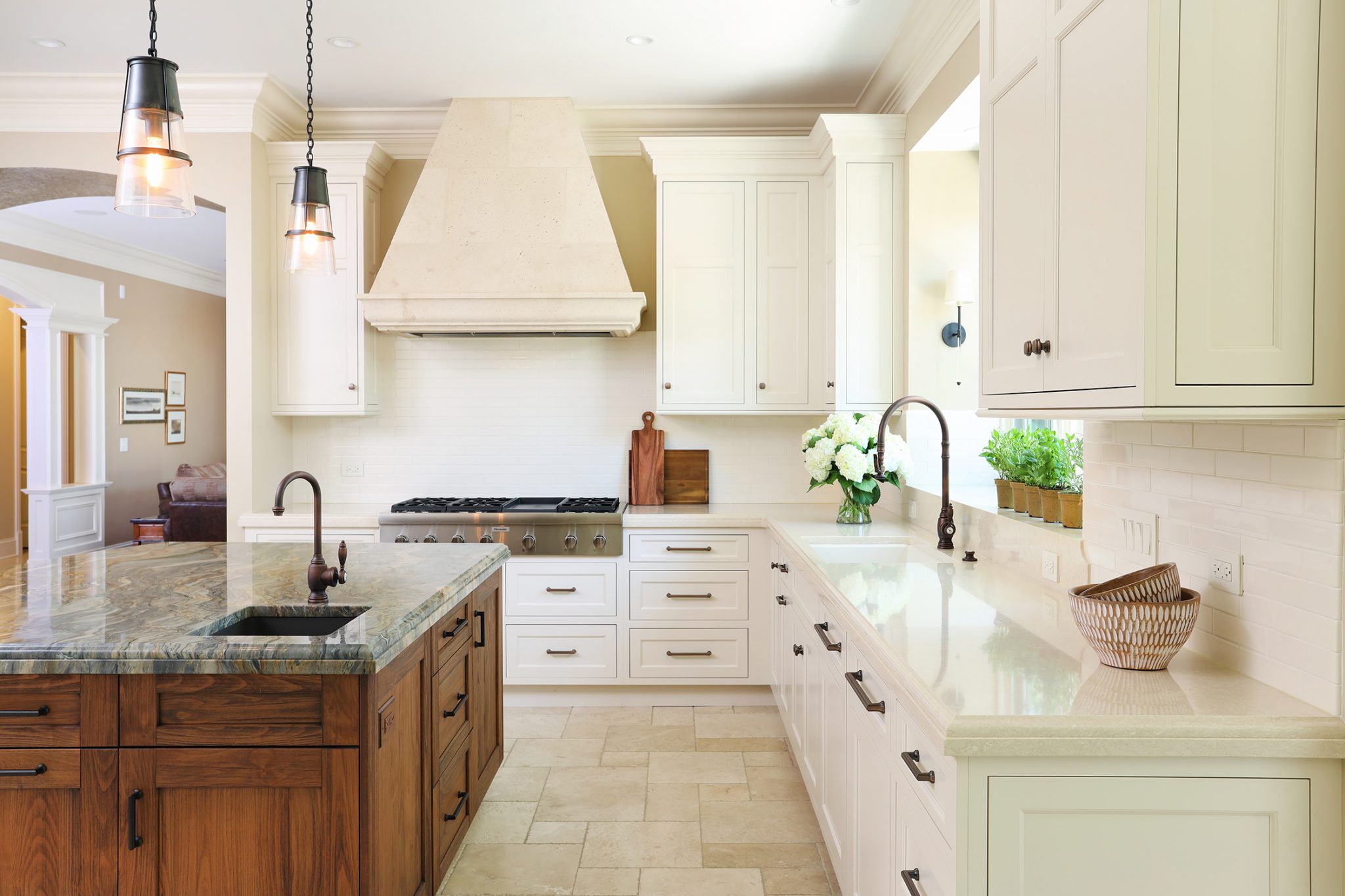 Warm and Inviting Traditional Style North Shore Kitchen : Normandy ...
