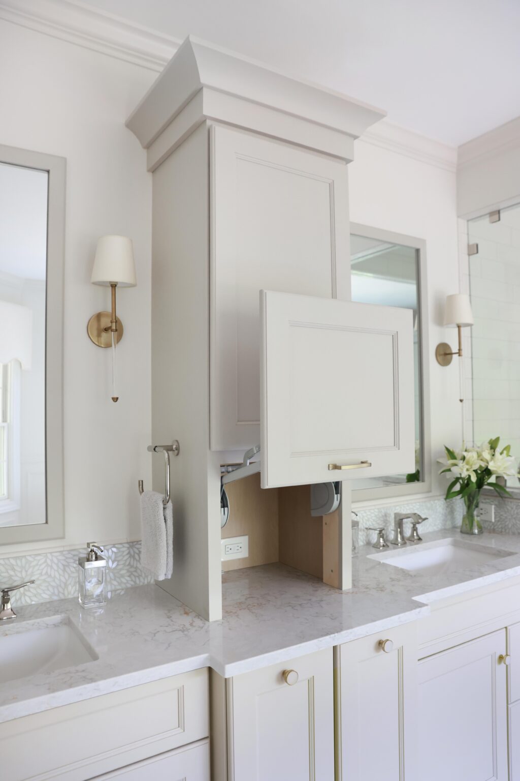 Luxury Revealed in Western Springs Primary Suite