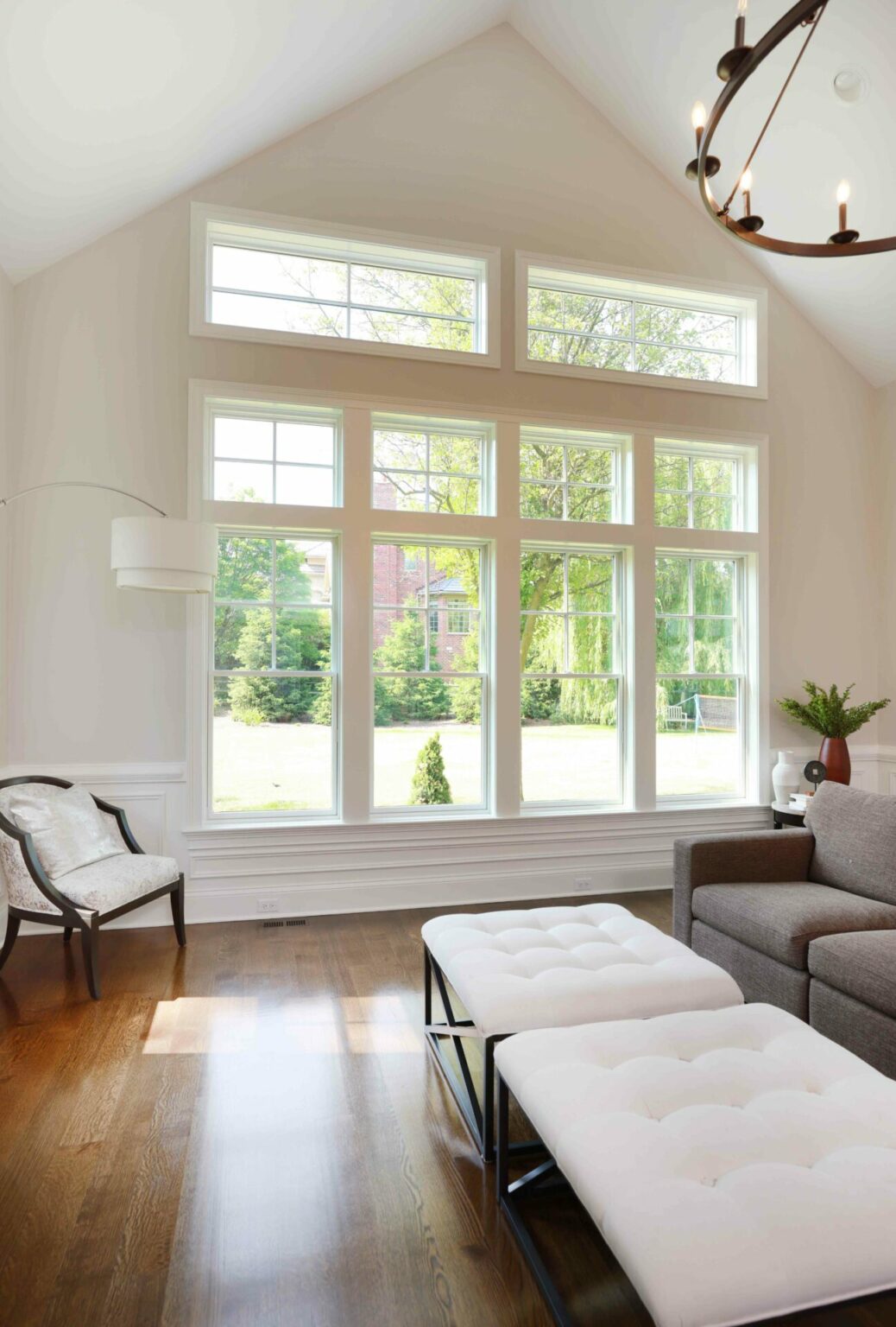 What Are Transom Windows? - Normandy Remodeling