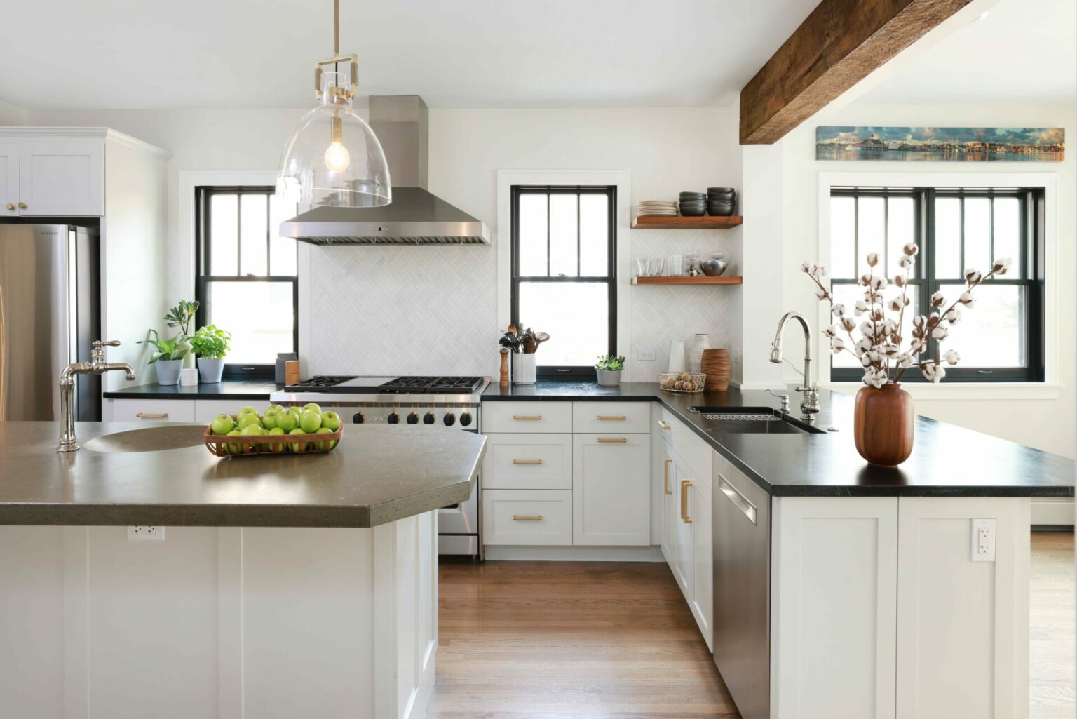 Incorporating Beams, Posts, and Headers into Your Kitchen Design