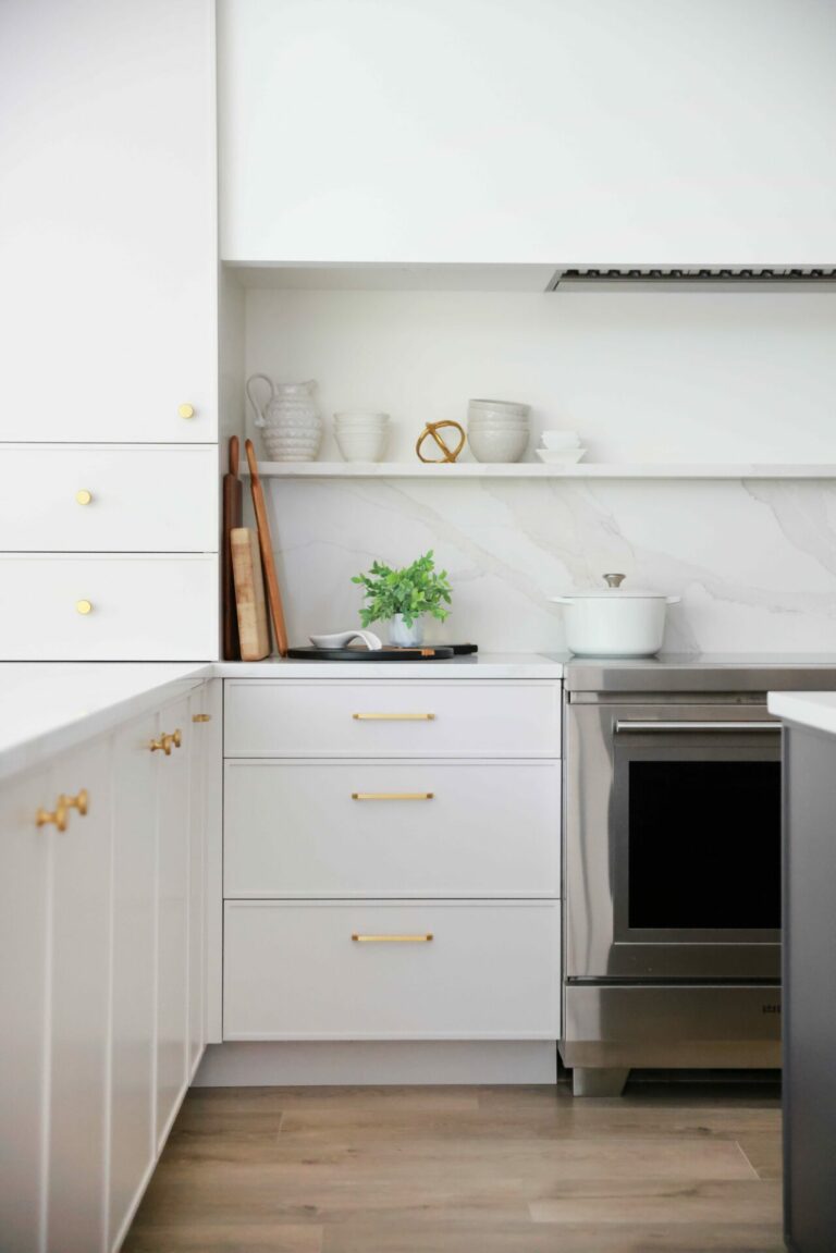 Step Up Your Slab Backsplash With a Ledge - Normandy Remodeling